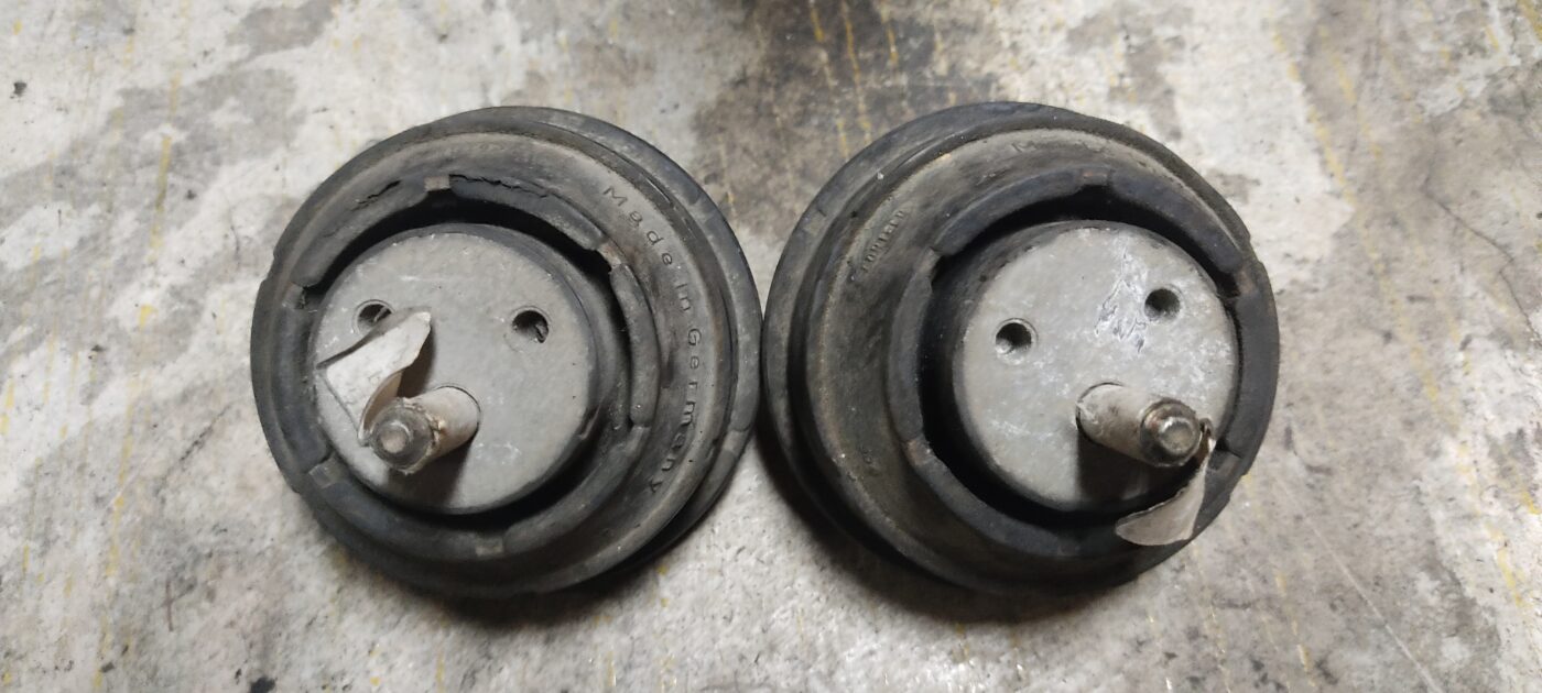 BMW E31 E32 E34 ENGINE MOUNTING (ORI PARTS) – Blegend Auto Parts